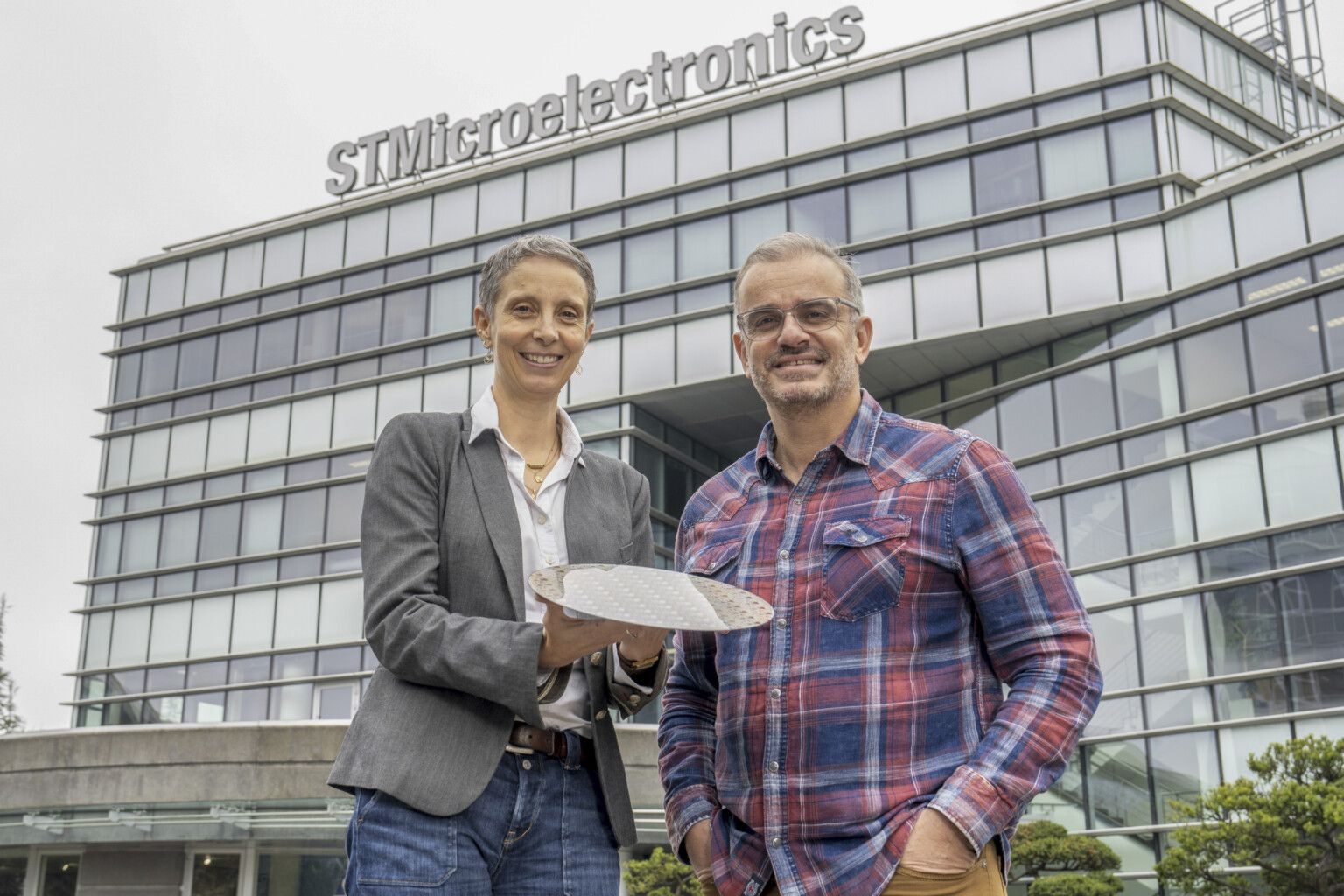 Quobly forges strategic collaboration with STMicroelectronics to accelerate its quantum ...